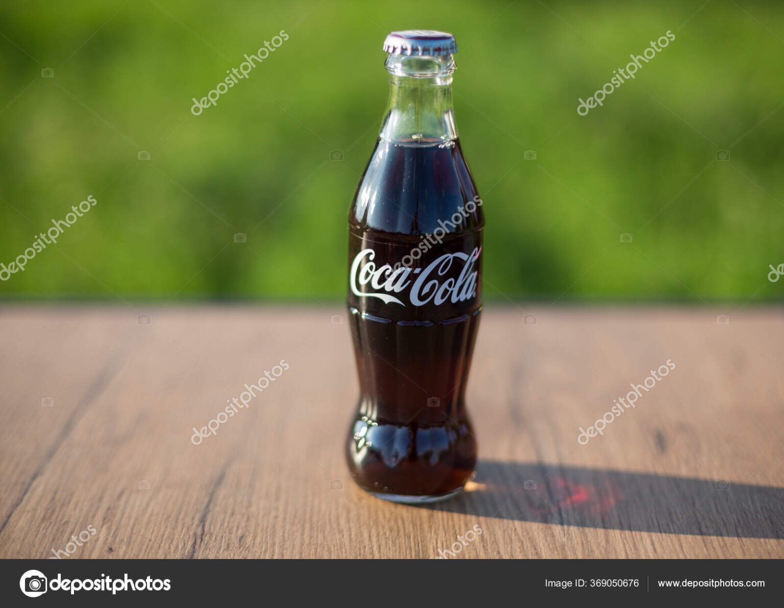 Cuál es el mercado meta de Coca Cola y cómo lo segmenta