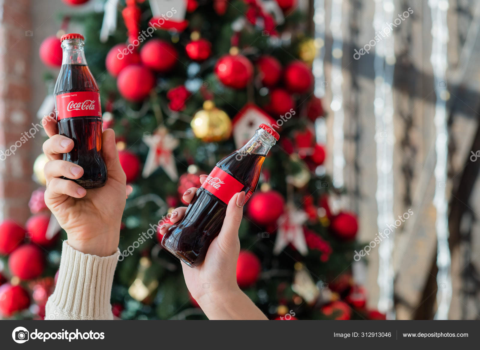 Qué estrategias de marketing sensorial utiliza Coca-Cola para atraer ...